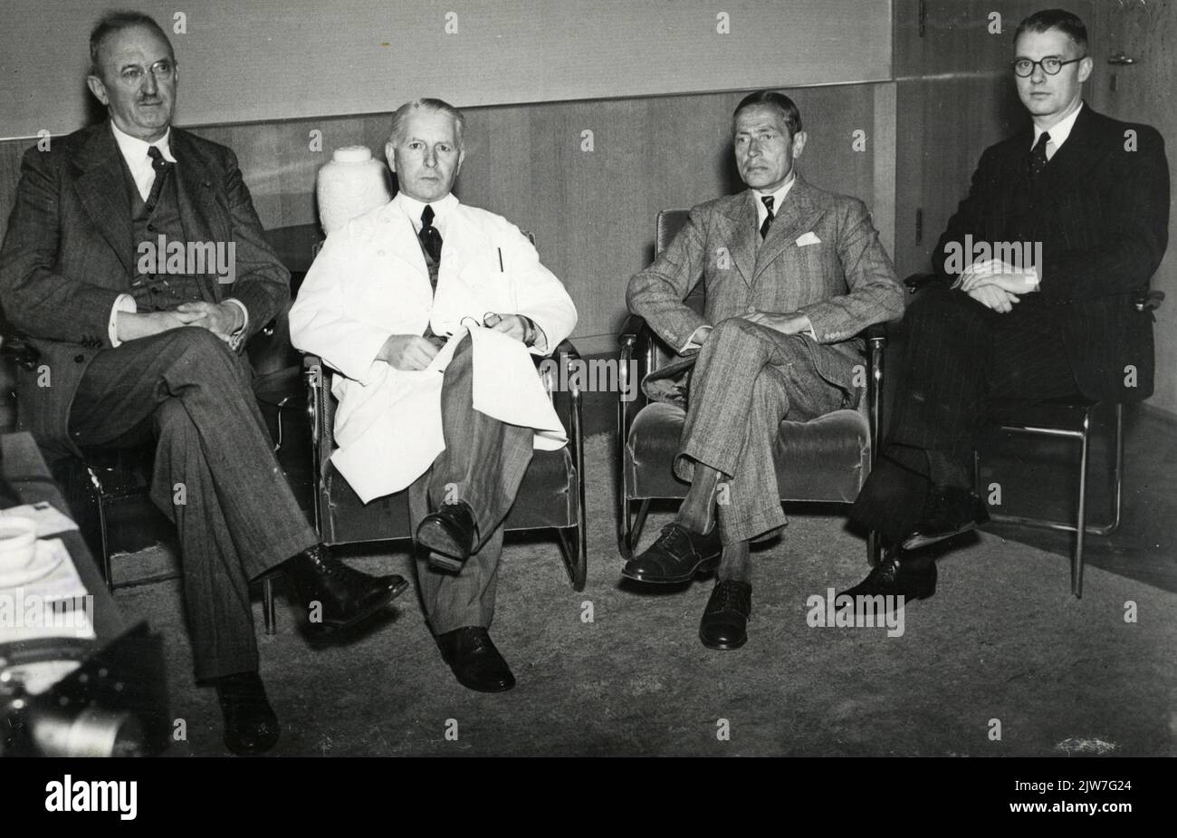 Portrait of prof.dr. H.J.M. Weve, born 1888, professor of ophthalmology ...