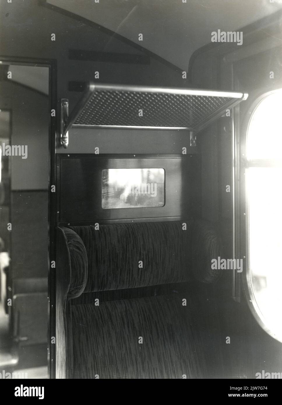 Interior of a diesel-electric train set The 3 (series 11-50) of the N.S ...