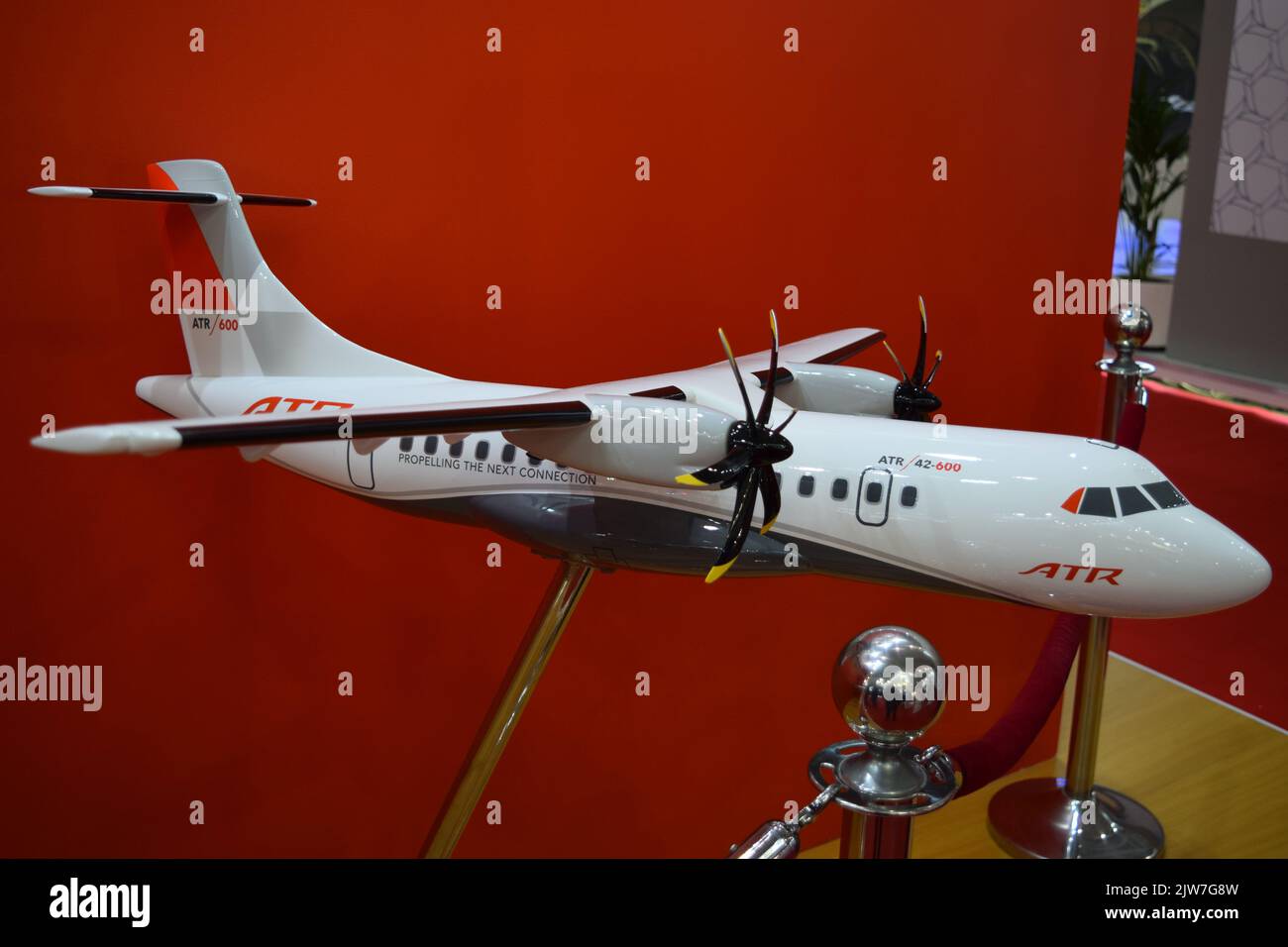 Standard model engines hi-res stock photography and images - Alamy