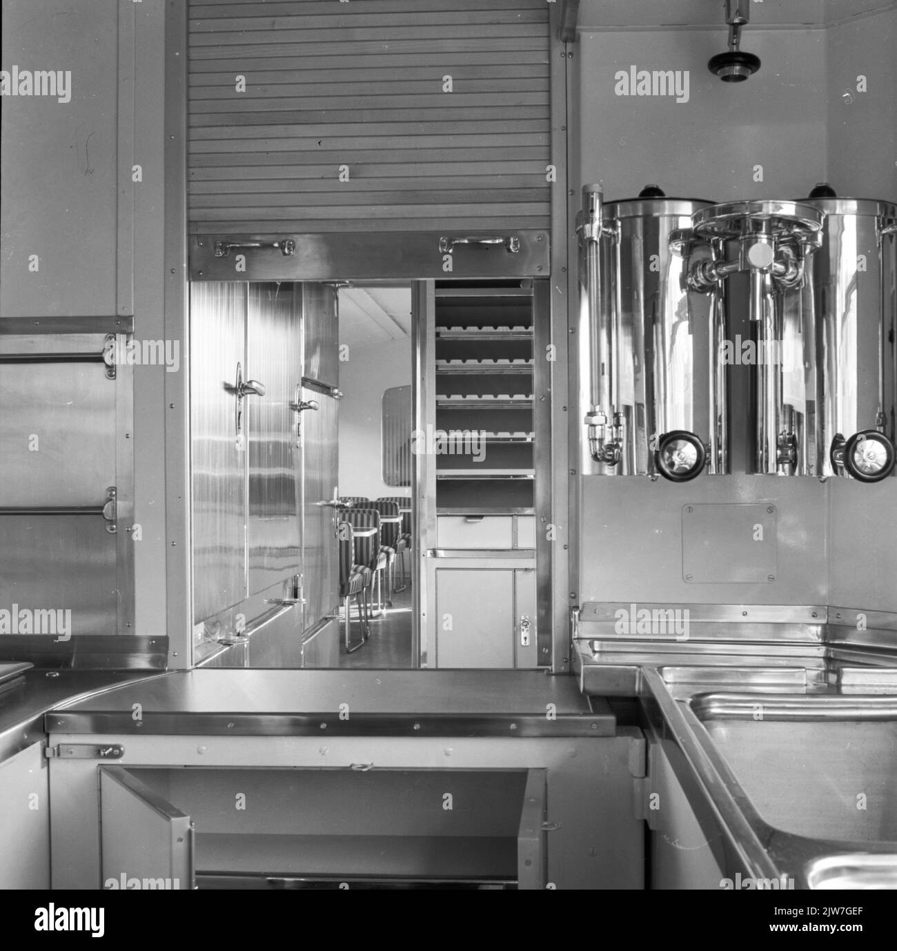 Interior of a diesel-electric train set De 4 (RAM, t.e.e.) of the N.S ...