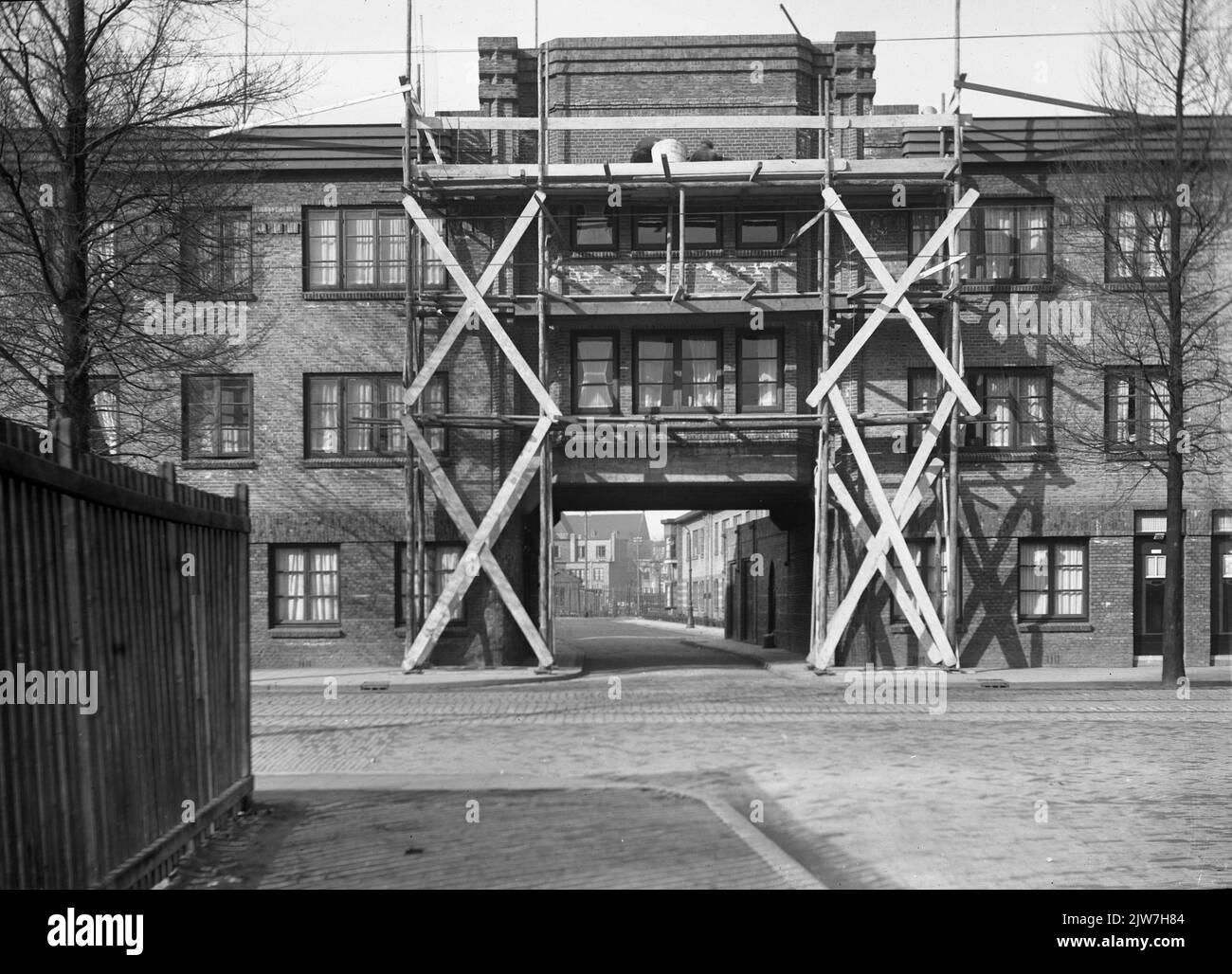 View of Huizen Kanaalstraat 115 (right) -119 in Utrecht, with a ...