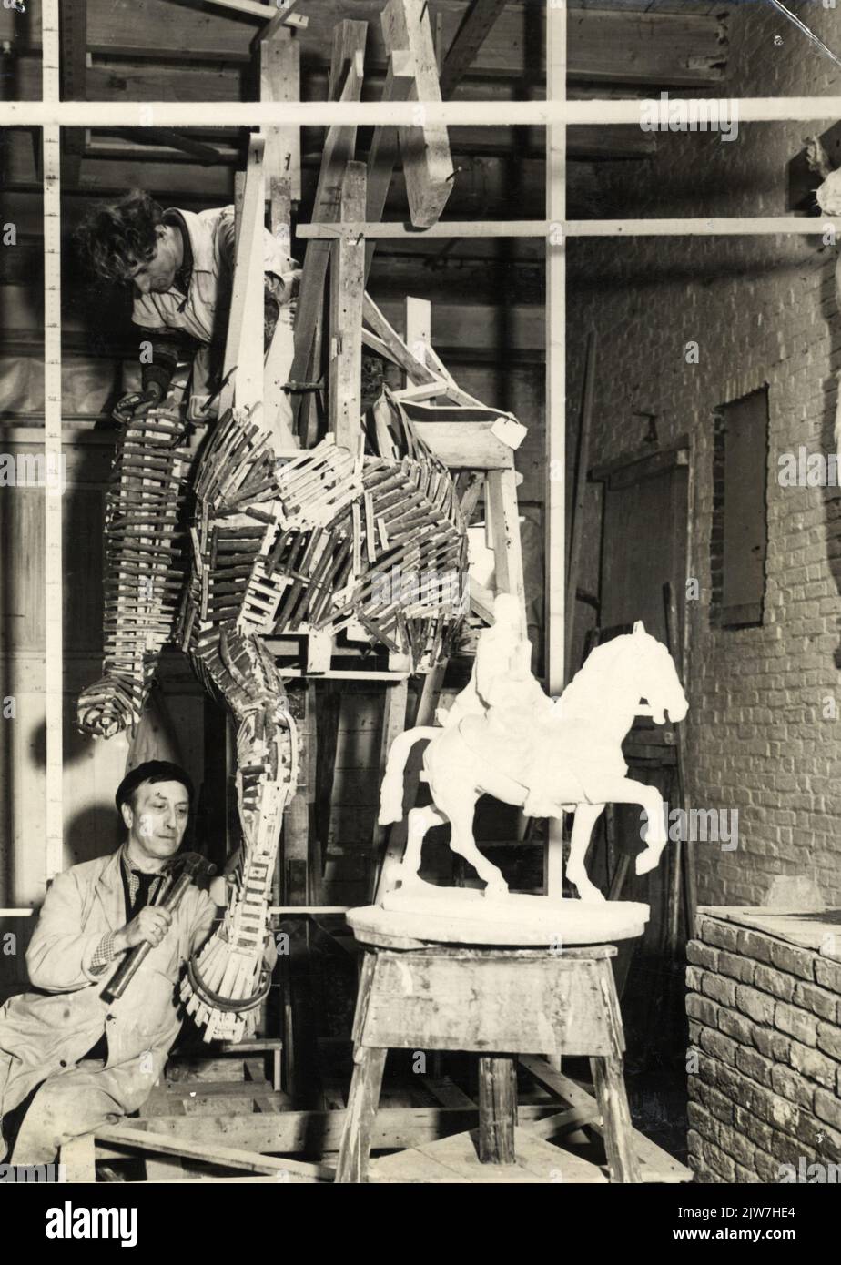 Face in the studio of the sculptor Albert Termote in Voorburg during ...