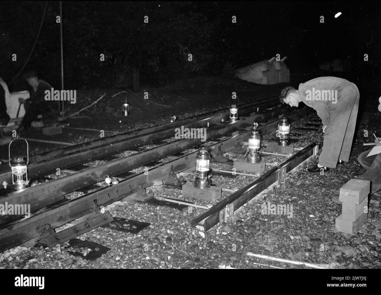 Ballast bed hi-res stock photography and images - Alamy