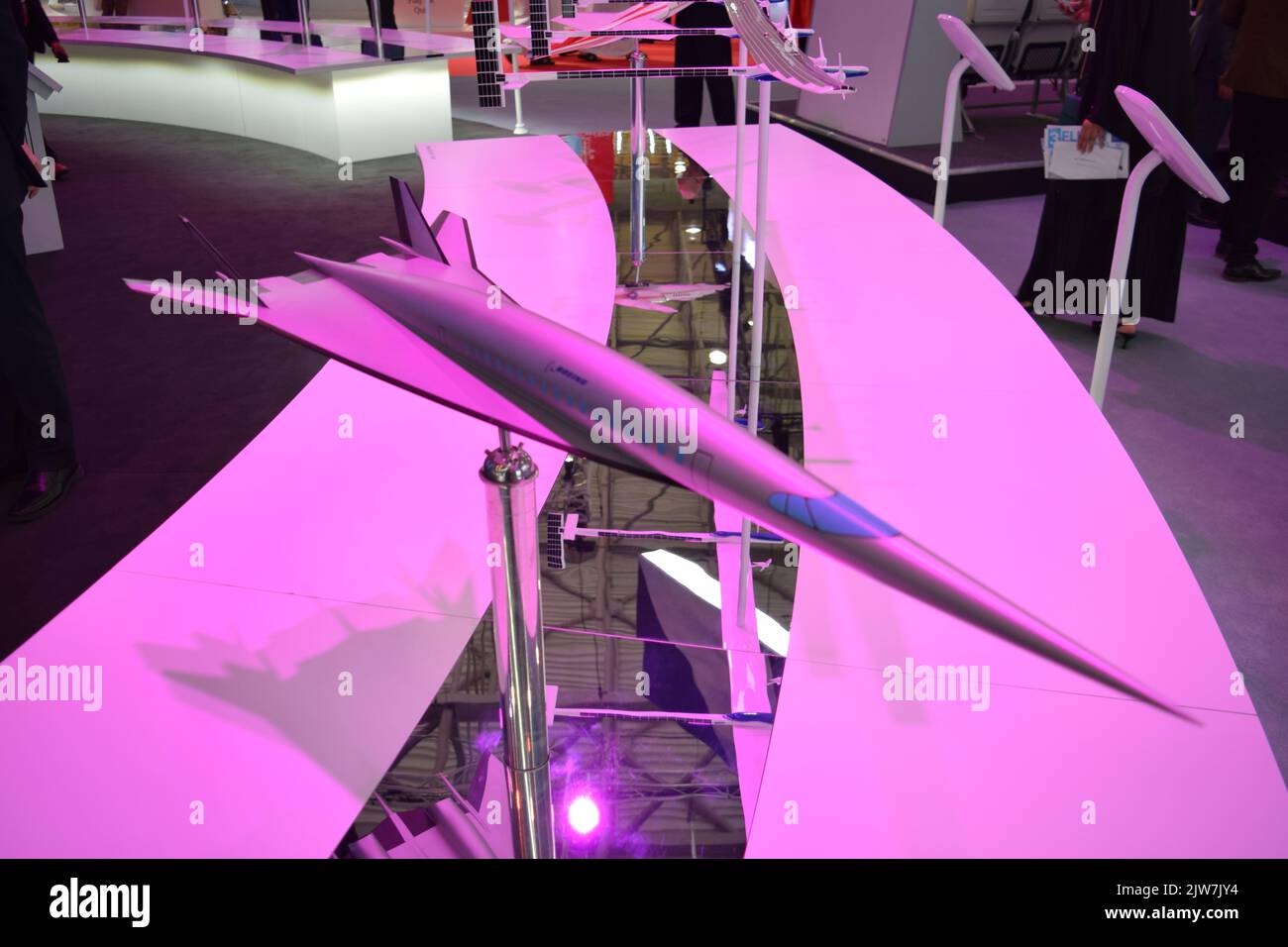 Boom method hi-res stock photography and images - Alamy