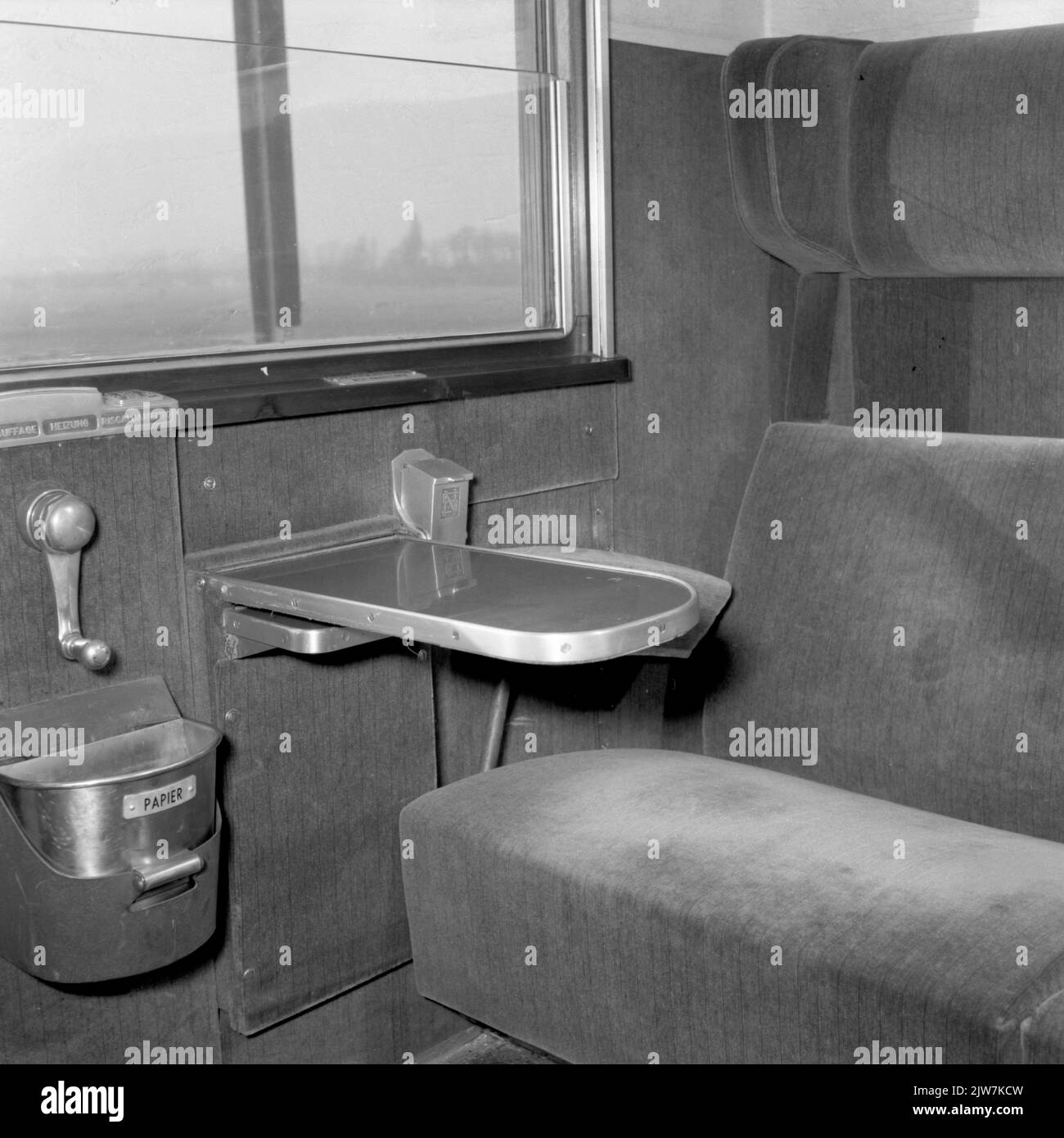 Image of a folding table in the 1st class of the carriage no. AB 7378 ...