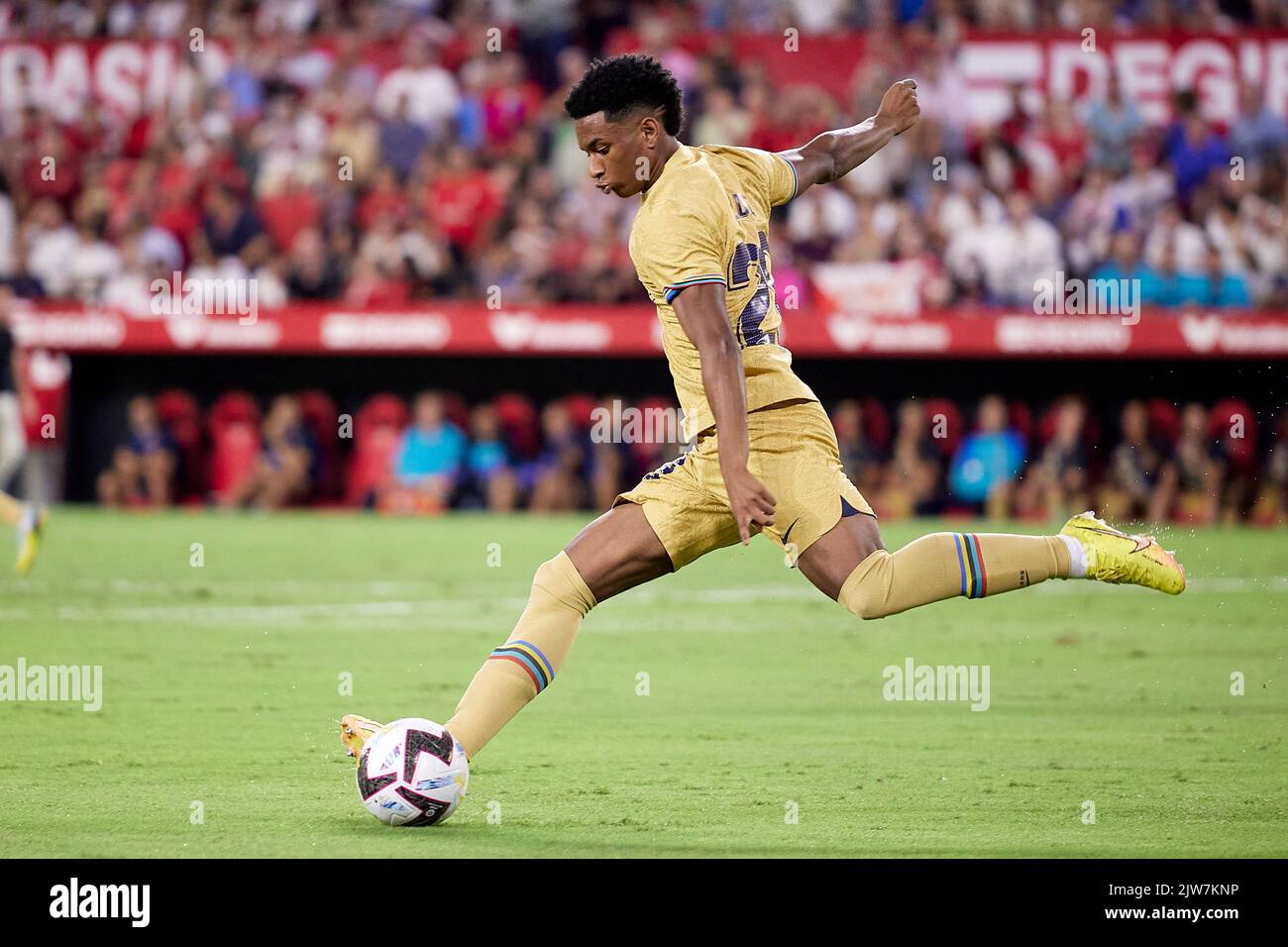 Seville, Spain. 03rd Sep, 2022. Alejandro Balde (28) of FC Barcelona ...