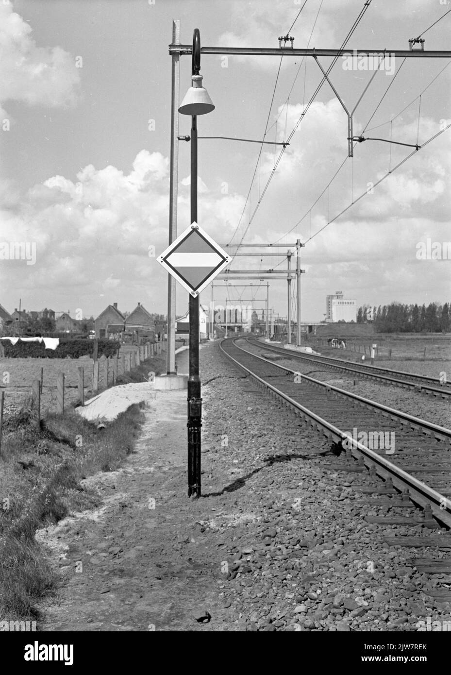Image of the warning sign "Stream customers must be lowered" of the N.S ...