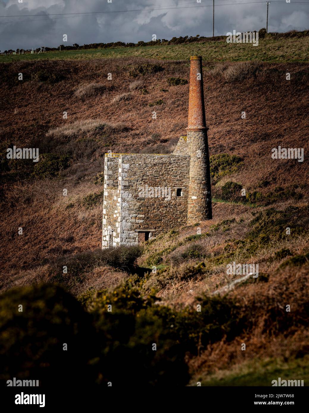Exploring the old mine of Rinsey Cornwall. Stunning views over the ...