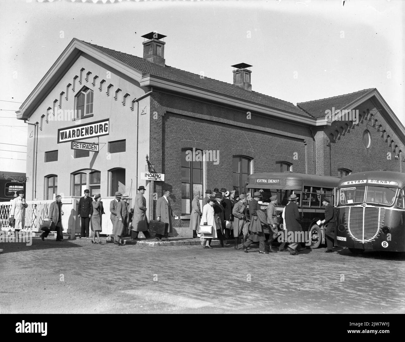 Bus station train in Black and White Stock Photos & Images - Alamy