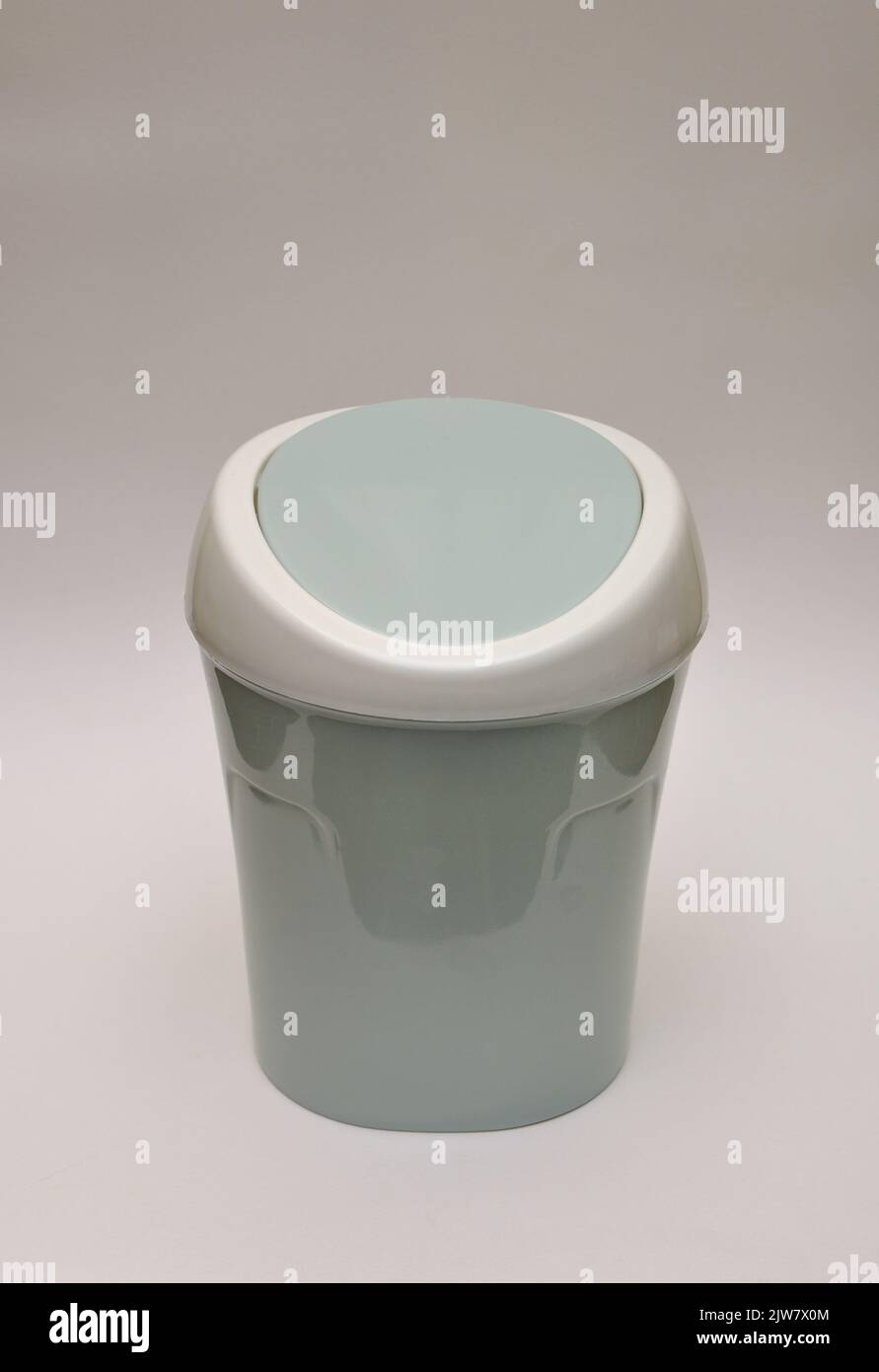 Plastic trashcan, Rubbish bin isolated on white background Stock Photo ...
