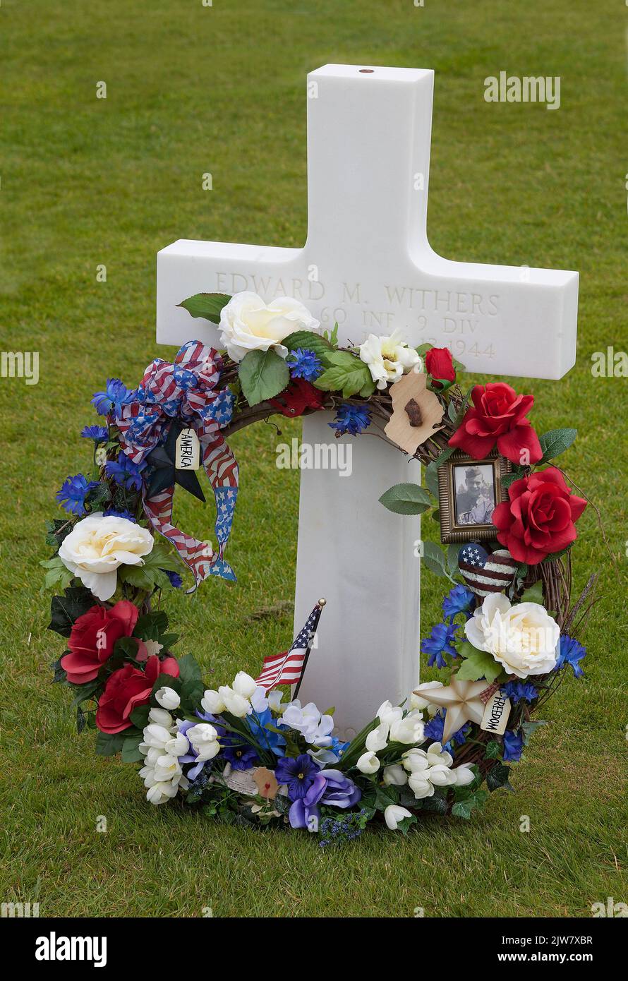 The normandy american cemetary hi-res stock photography and images - Alamy