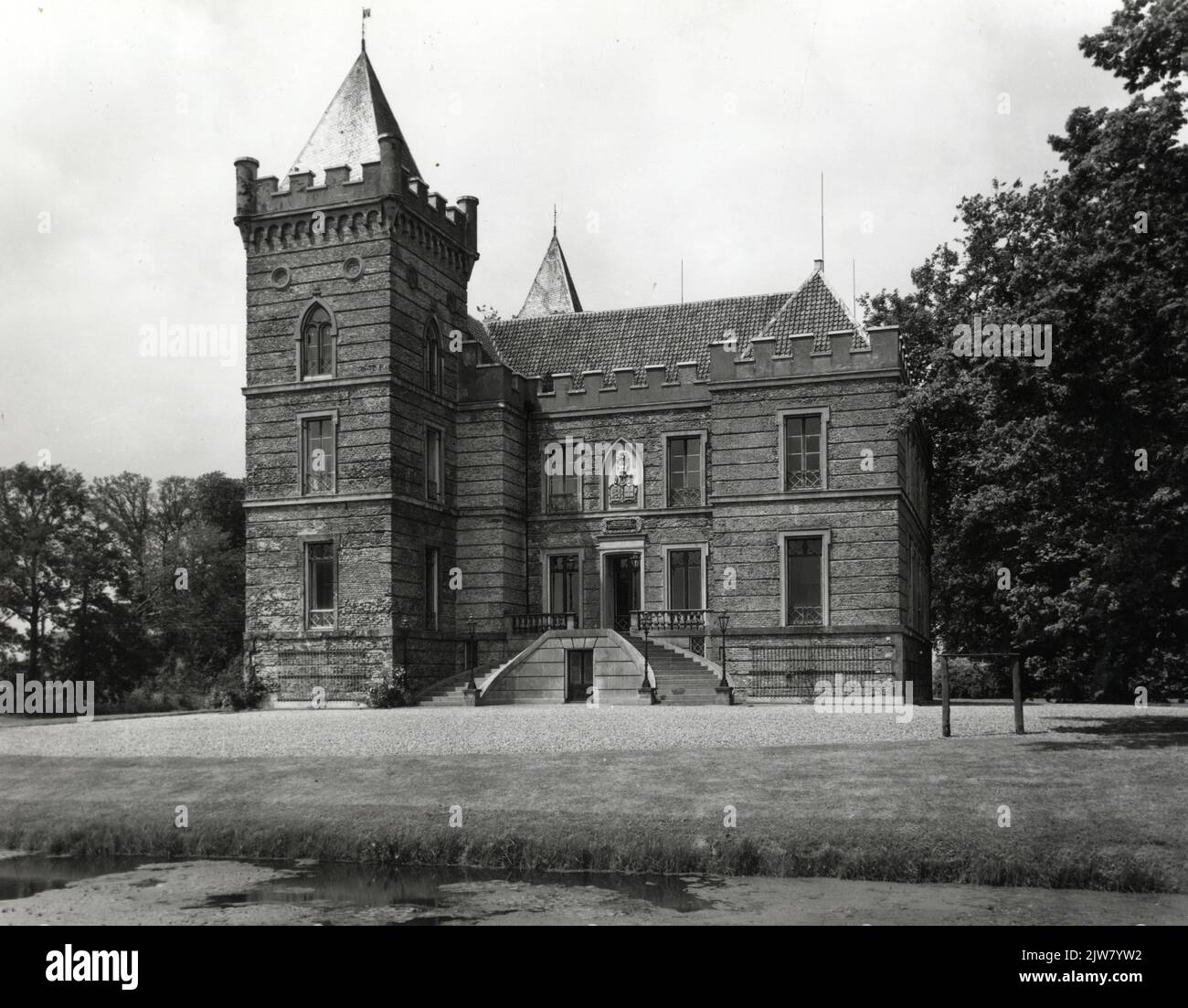View of the facade of Beverweerd Castle in Werkhoven from the northeast ...