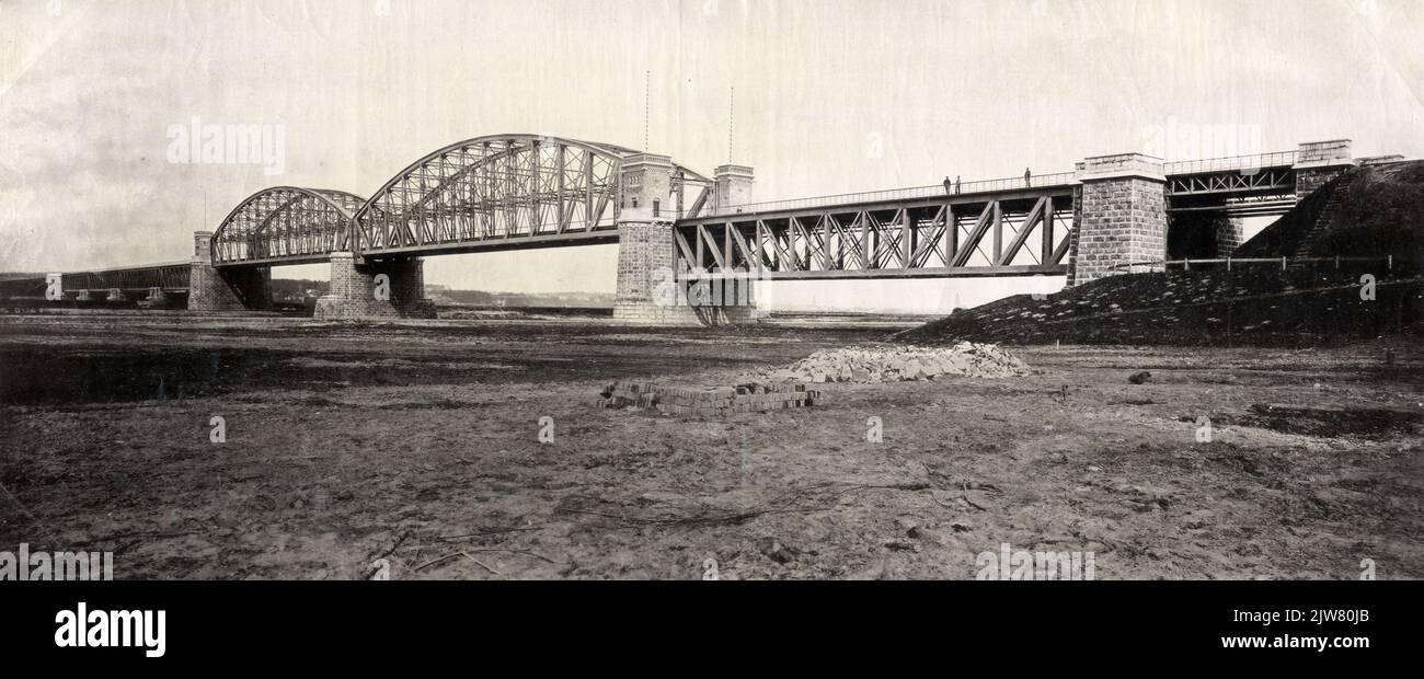 Railway bridge oosterbeek hi-res stock photography and images - Alamy