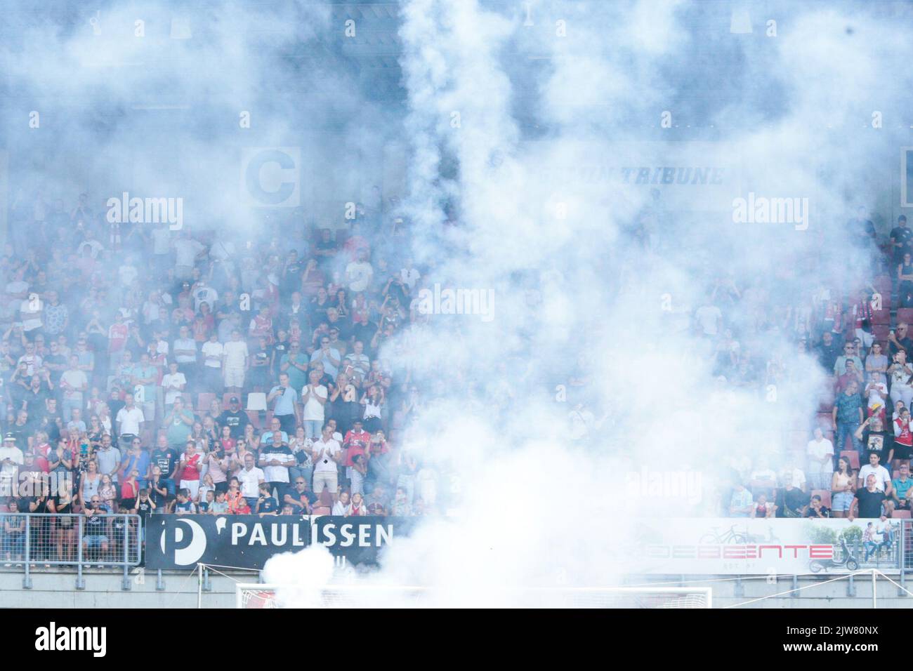 MAASTRICHT, NETHERLANDS - SEPTEMBER 4: MVV fans during the Dutch ...
