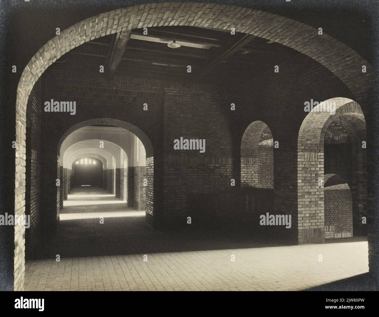 Interior of the 3rd administration building of the Dutch Railways (HGB ...