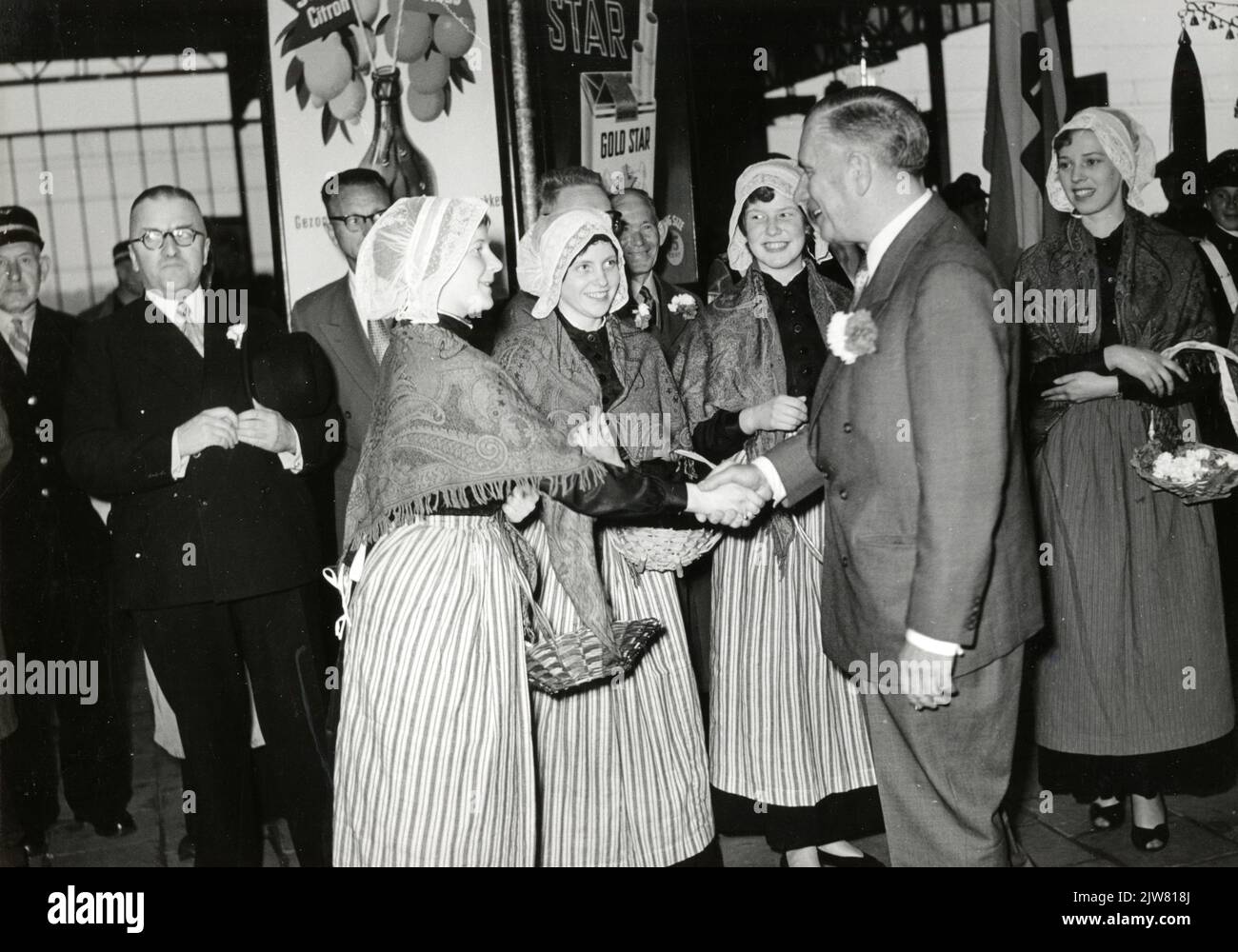 Image of the reception of president director Dr. Ir. F.Q. den Hollander ...