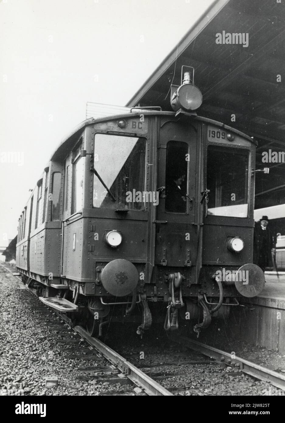Image of the gasoline motor vehicle No. BC 1909 (OMBC, series 1904-1910 ...
