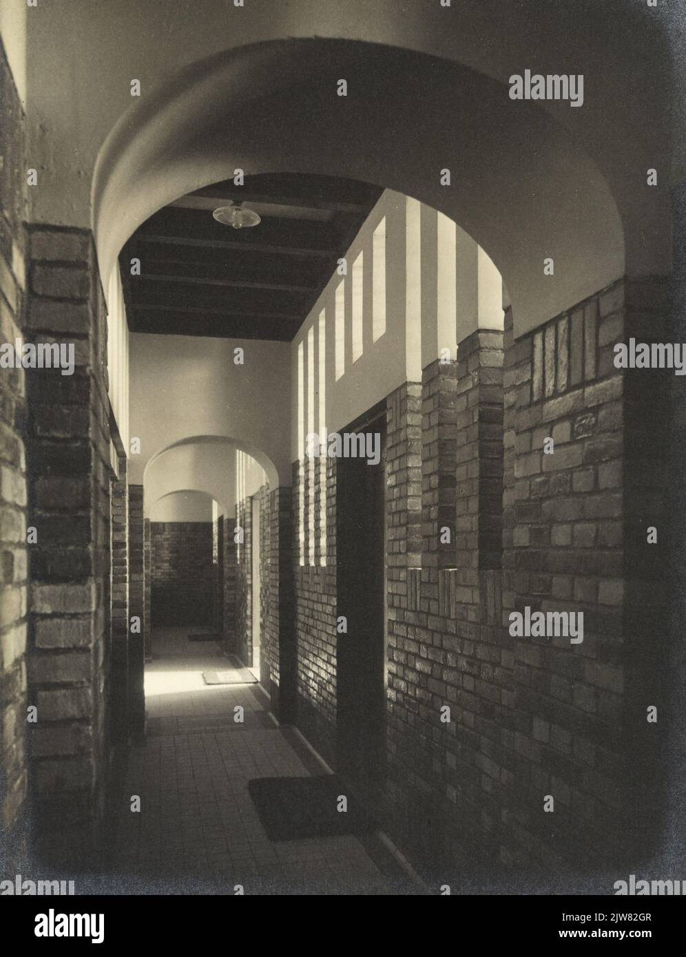 Interior of the 3rd administration building of the Dutch Railways (HGB ...