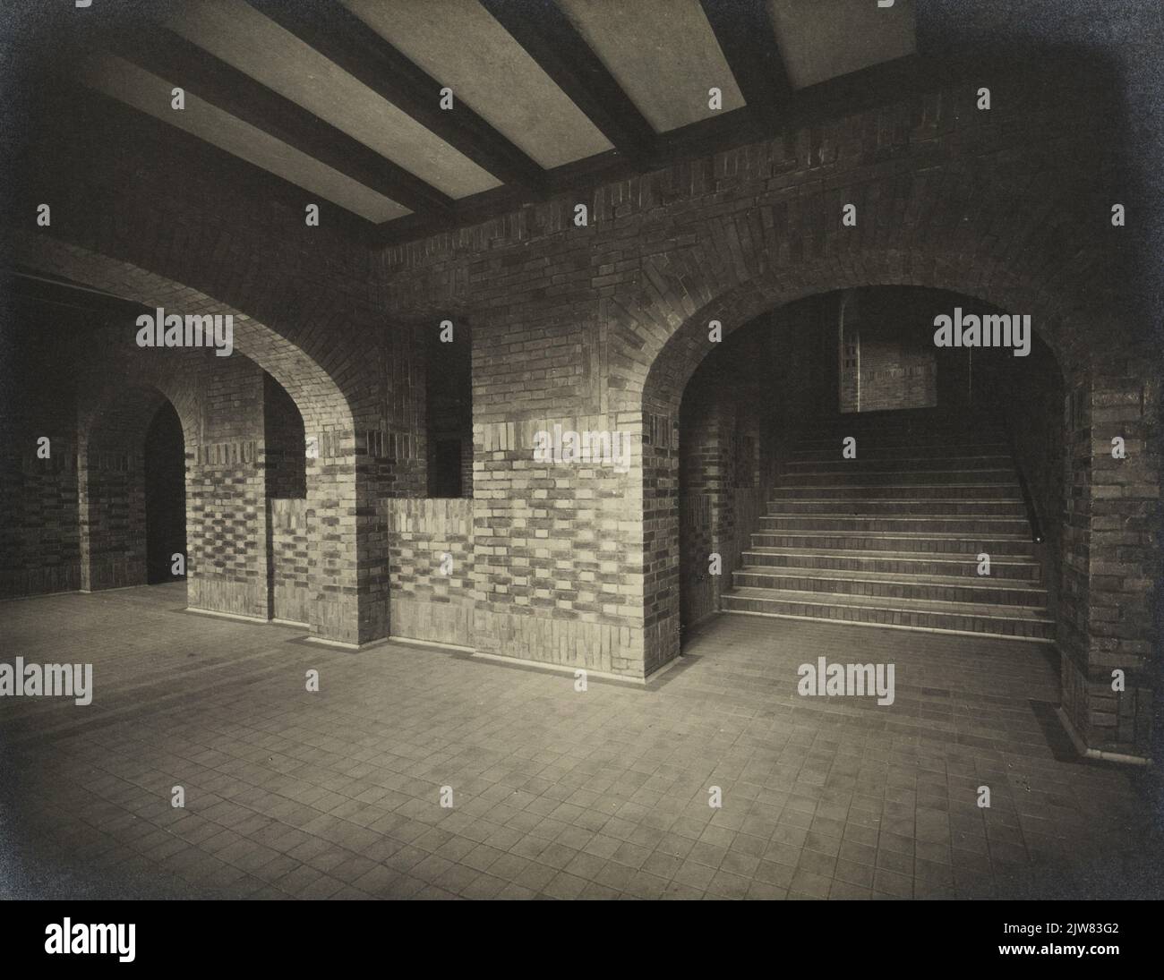 Interior of the 3rd administration building of the Dutch Railways (HGB ...