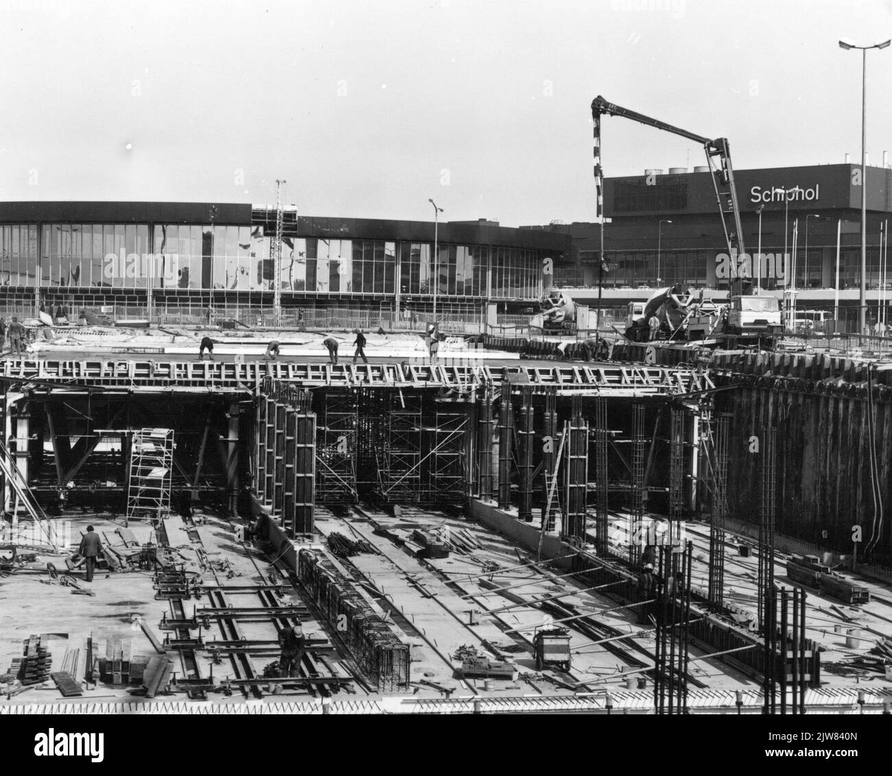 View of the N.S. station Schiphol station Stock Photo - Alamy