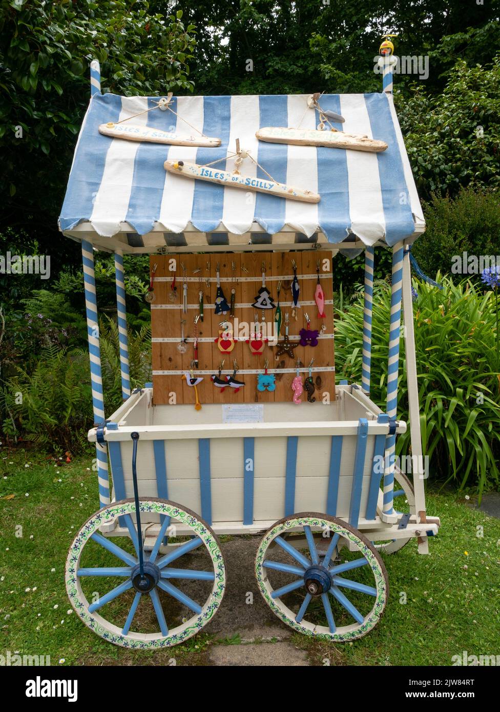 Honesty stall england hi-res stock photography and images - Alamy