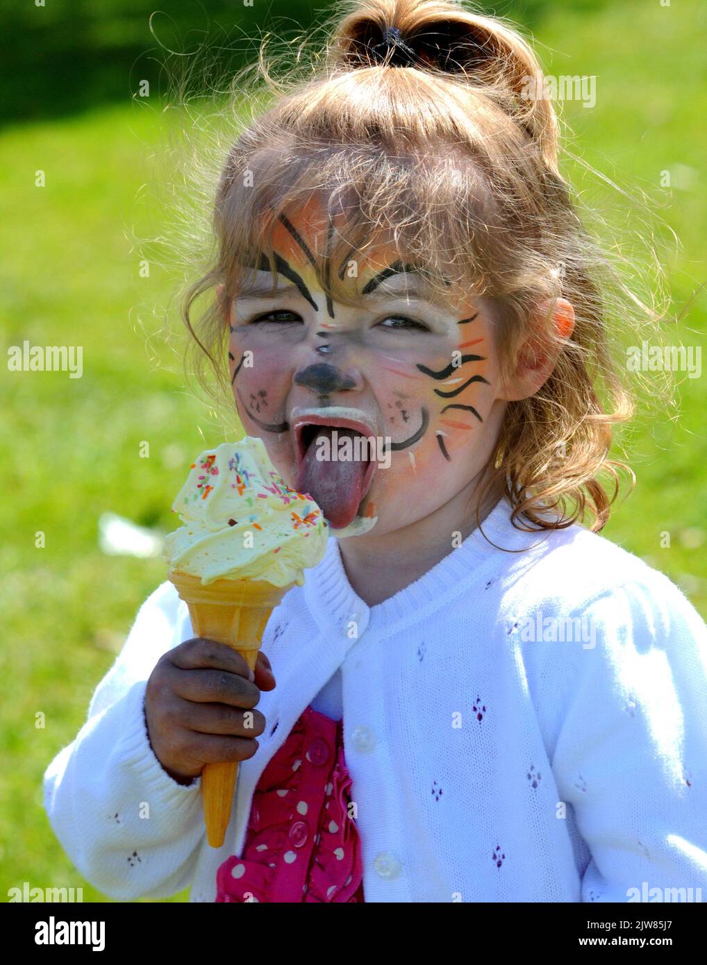 LITTLE TIGER ELIZA NICHOLSON-PUGH AGED 2 ENJOYS AN ICE CREAM AT ...