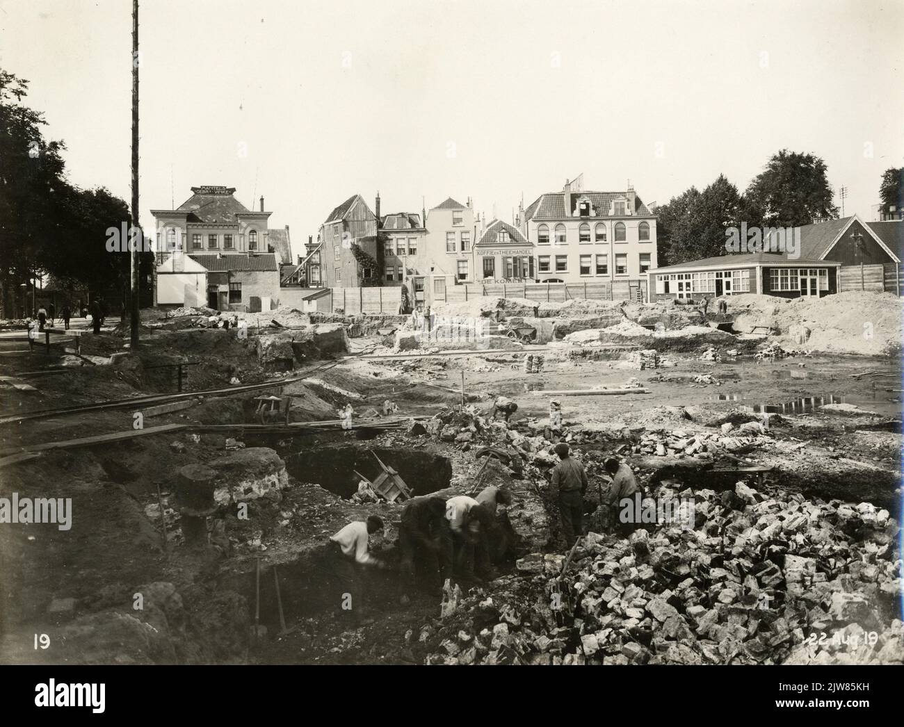 Image of the demolition of the remains of the Vredenburg castle on ...