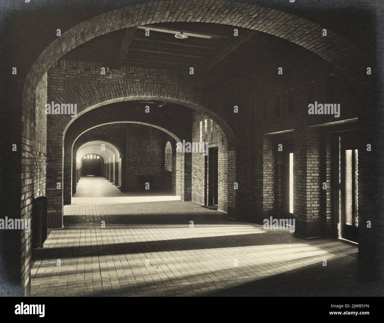 Interior of the 3rd administration building of the Dutch Railways (HGB ...