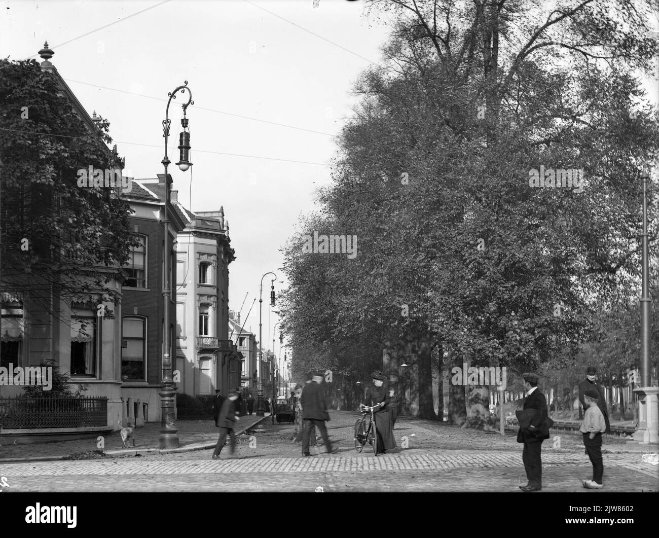 View of the Catharijnesingel in Utrecht, from the corner at the ...
