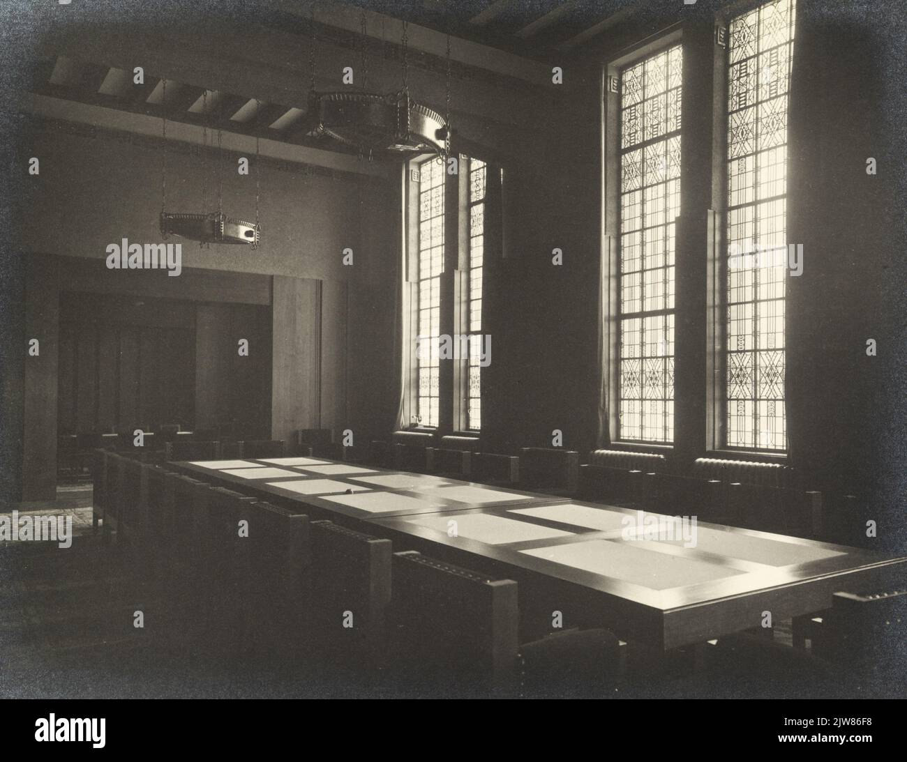 Interior of the 3rd Administration Building of the Dutch Railways (HGB ...