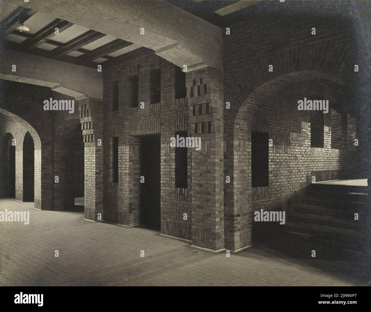 Interior of the 3rd administration building of the Dutch Railways (HGB ...