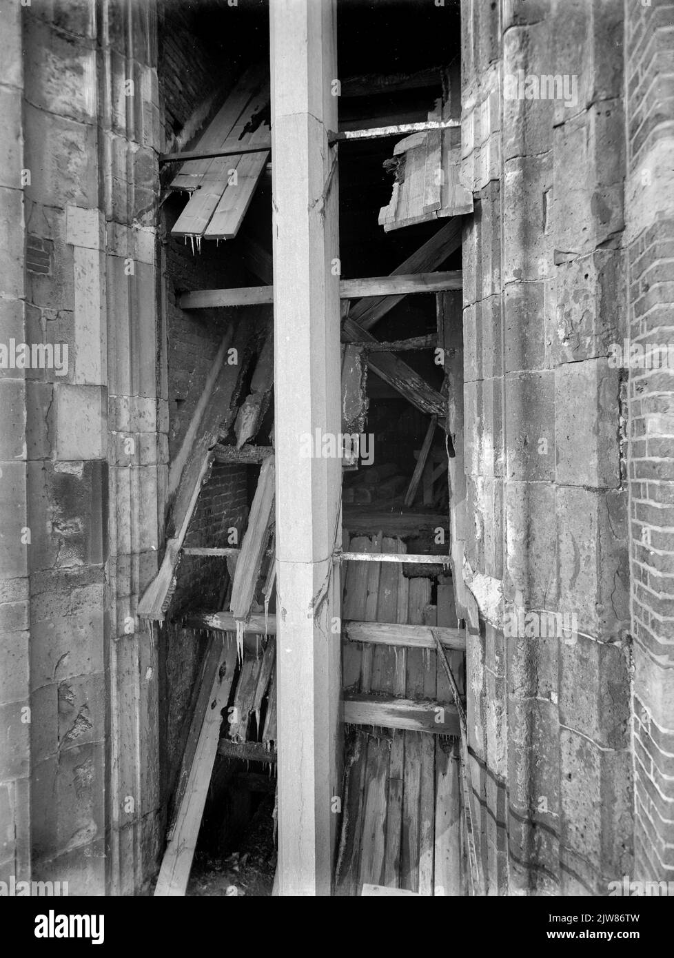 Image of the sound plates of the Dom Tower (Domplein) destroyed by fire ...