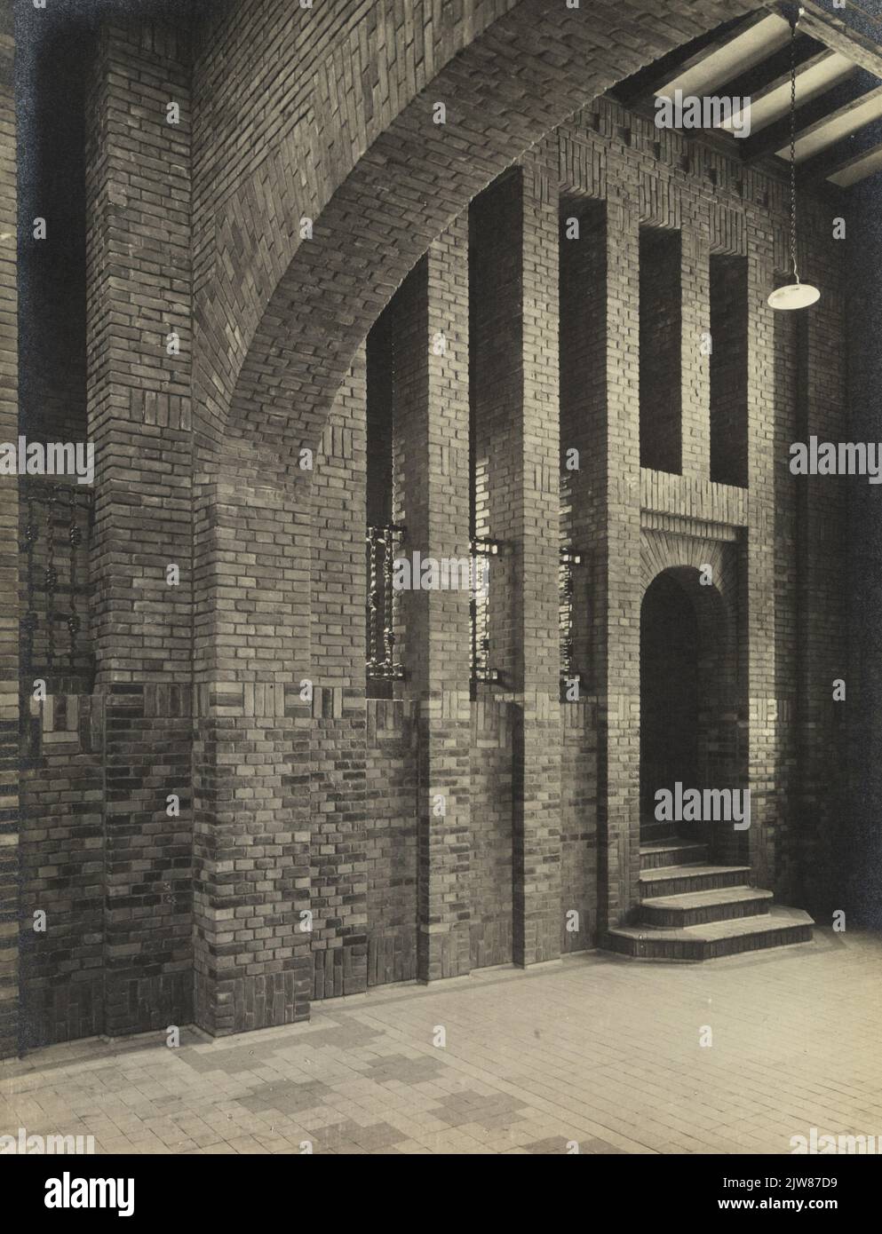 Interior of the 3rd administration building of the Dutch Railways (HGB ...