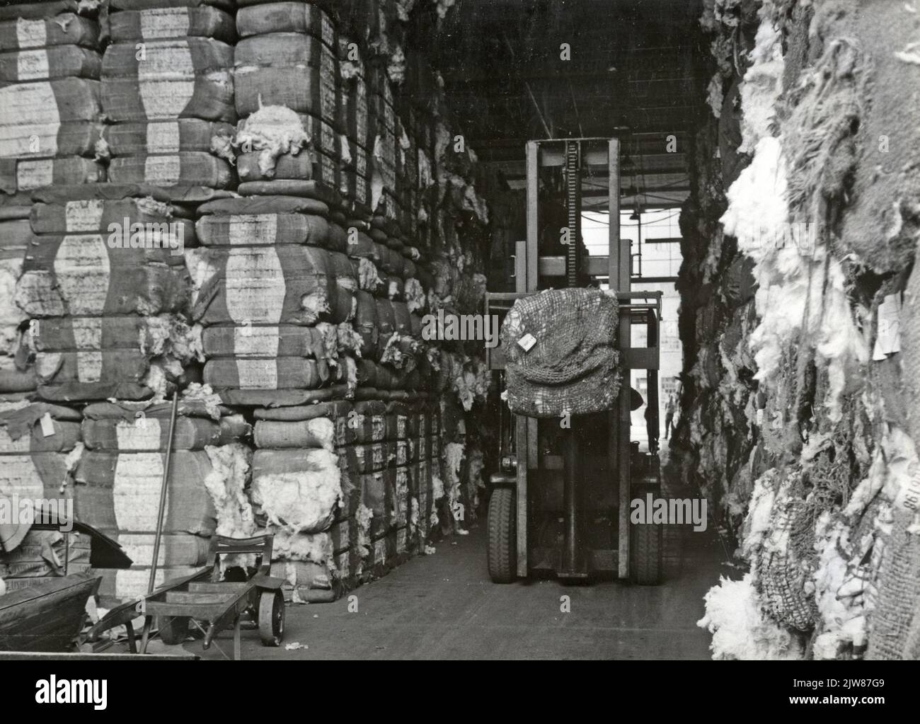 Image of the cotton storage place of the Benneke company in Rotterdam ...
