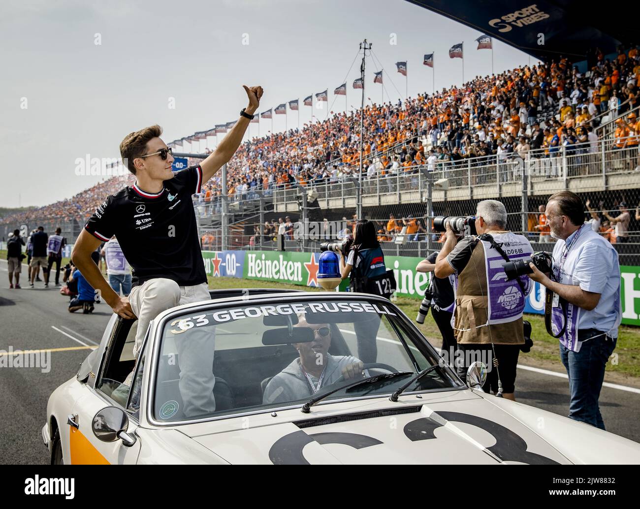 ZANDVOORT - Lewis Hamilton (Mercedes) during the drivers parade ahead ...