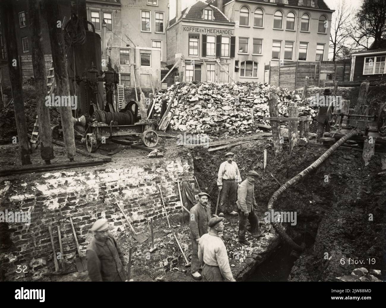 View in the construction site for the first Jaarbeurs building on ...