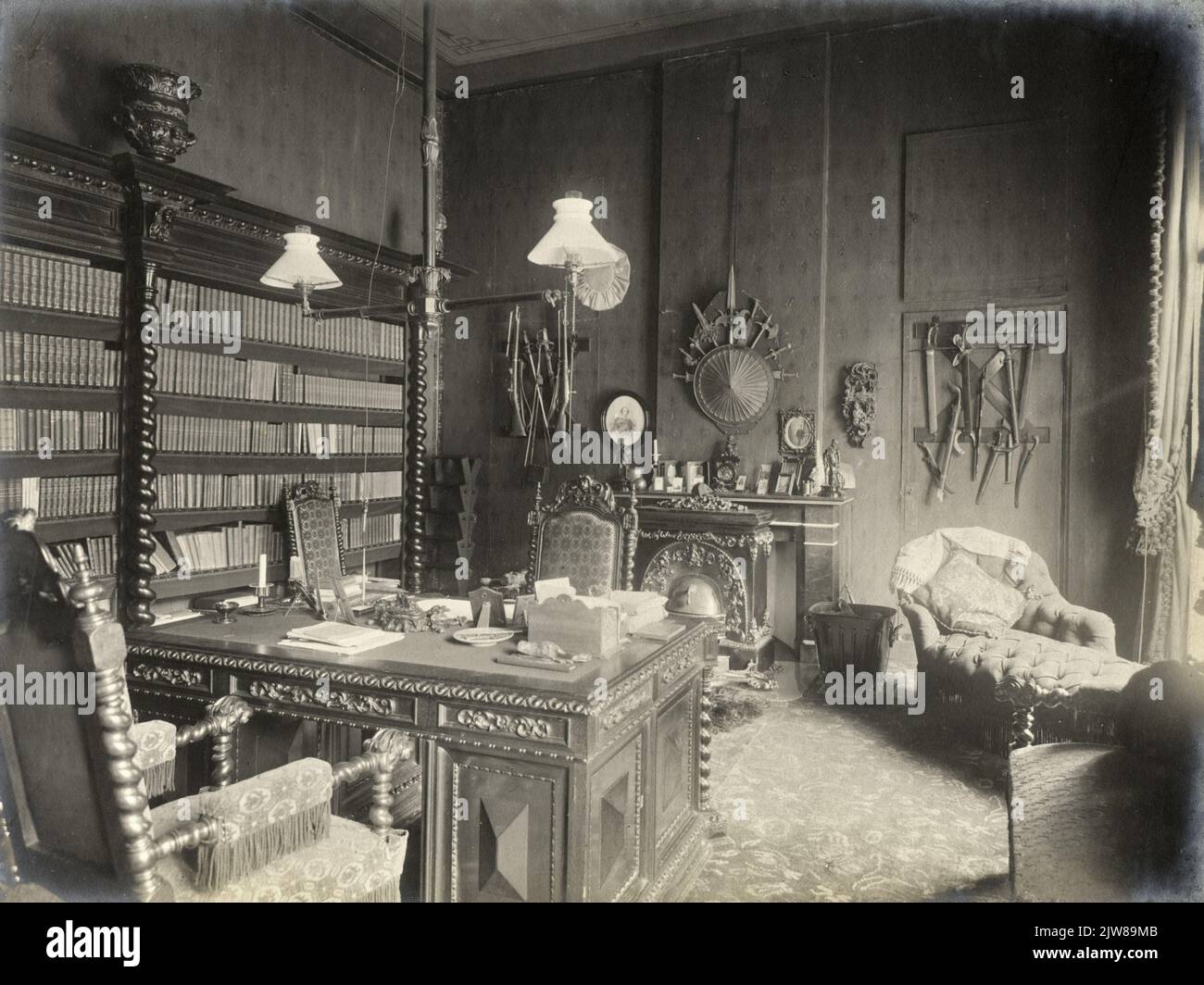 Interior of the Nieuweroord house in Utrecht: study Stock Photo - Alamy