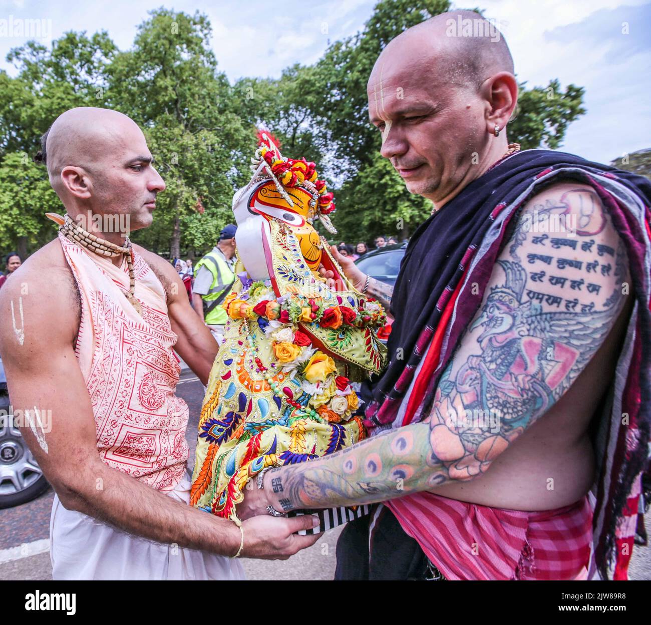 London UK Sunday 4th September 2022 Huge wooden carts were pulled by ...