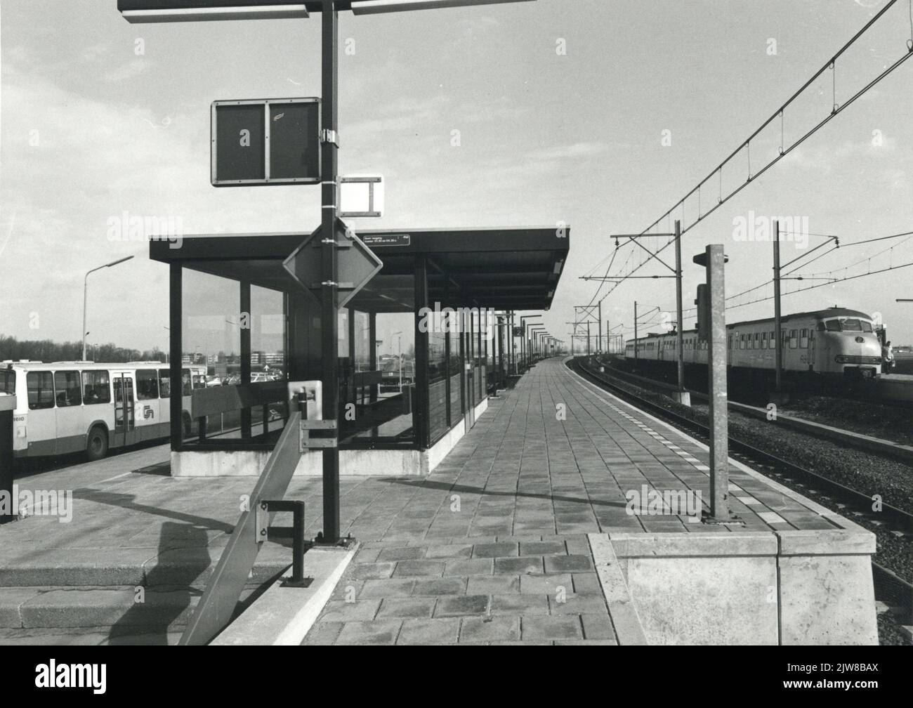 View of one of the platforms of the N.S. station Hoofddorp Stock Photo ...