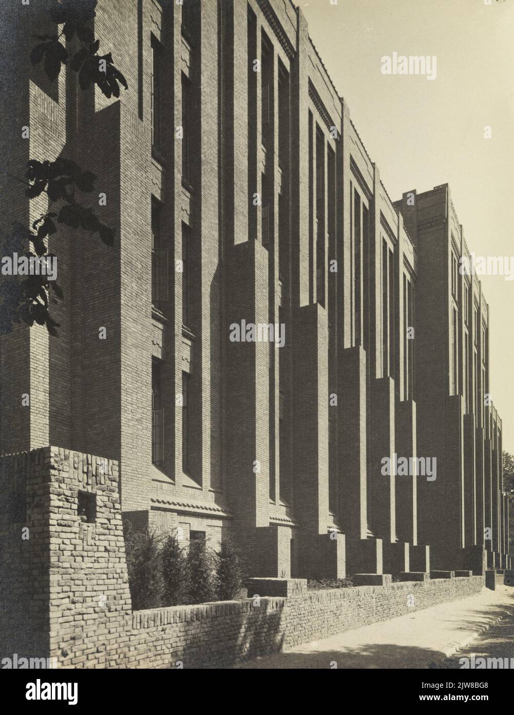 View of the northern facade of the 3rd administration building of the ...