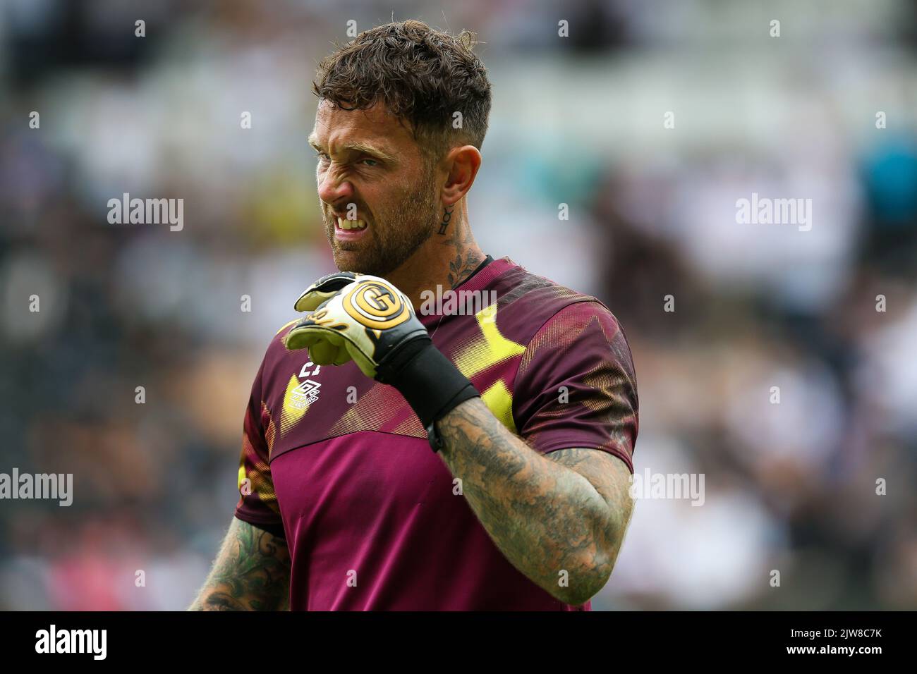 Goalkeeper scott loach hi-res stock photography and images - Alamy