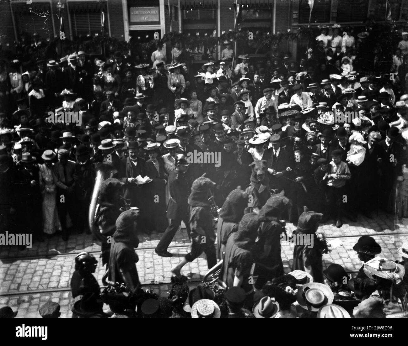 Image of a historic parade (University Lustrum?) In the Voorstraat in ...