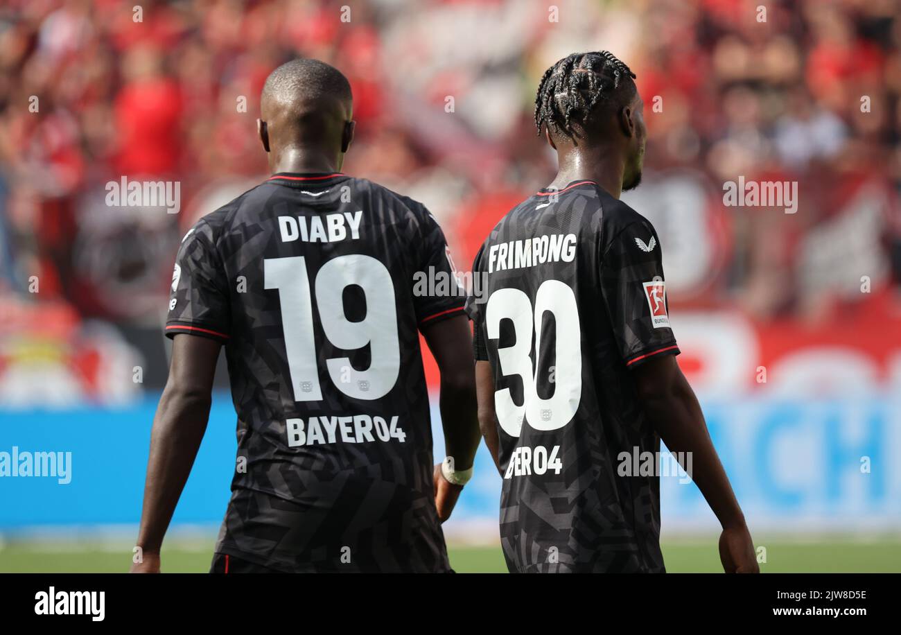 Jeremie frimpong leverkusen 2022 hi-res stock photography and images ...