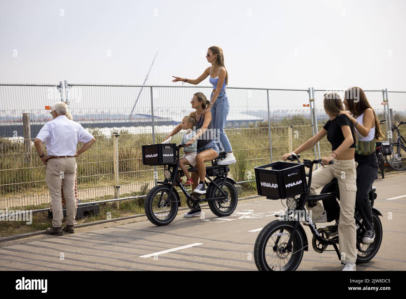 ZANDVOORT - Passers-by look at the Zandvoort circuit where the F1 Grand ...