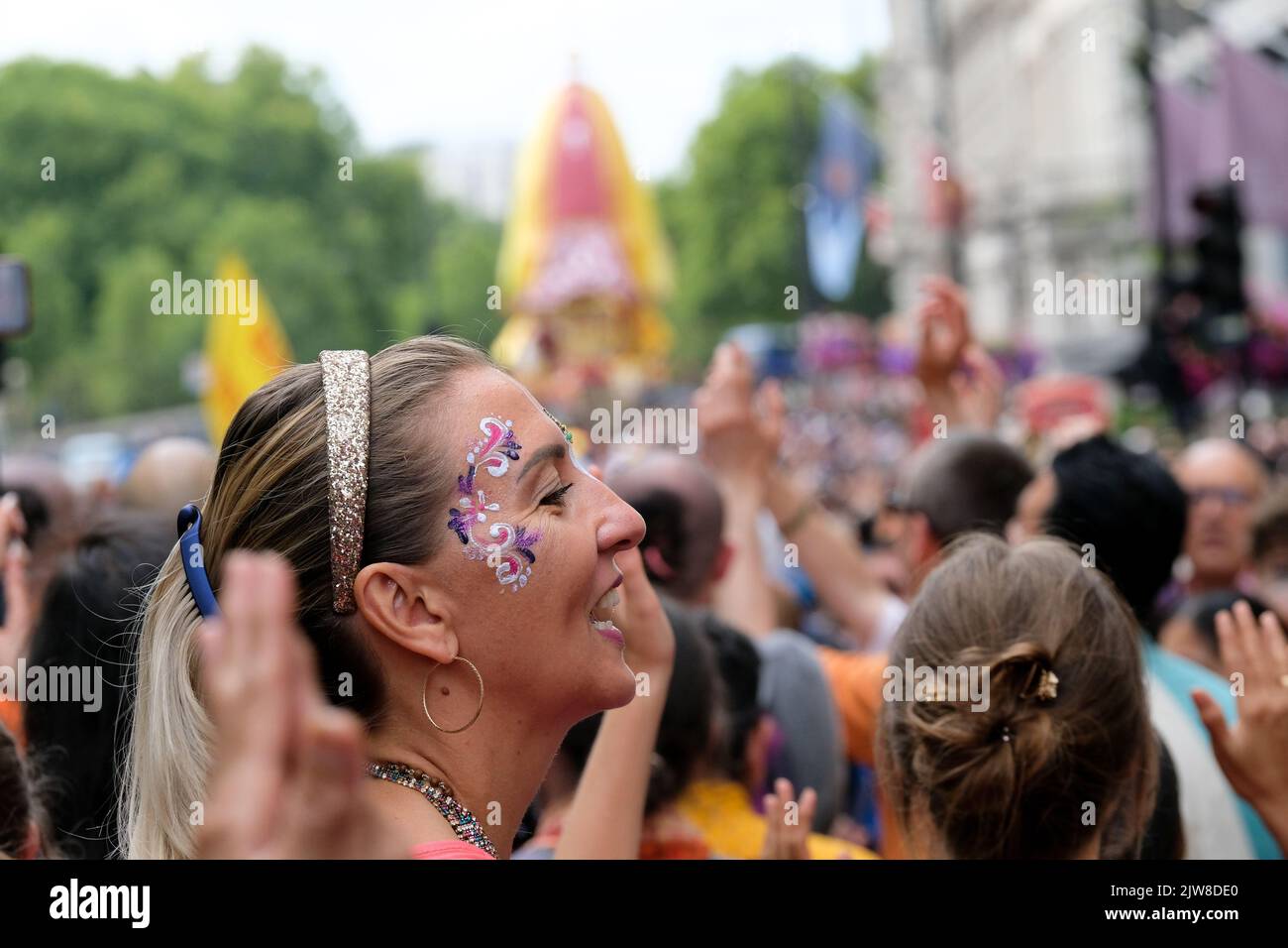 Piccadilly, London, UK. 4th Sept 2022. Hare Krishna devotees celebrate ...