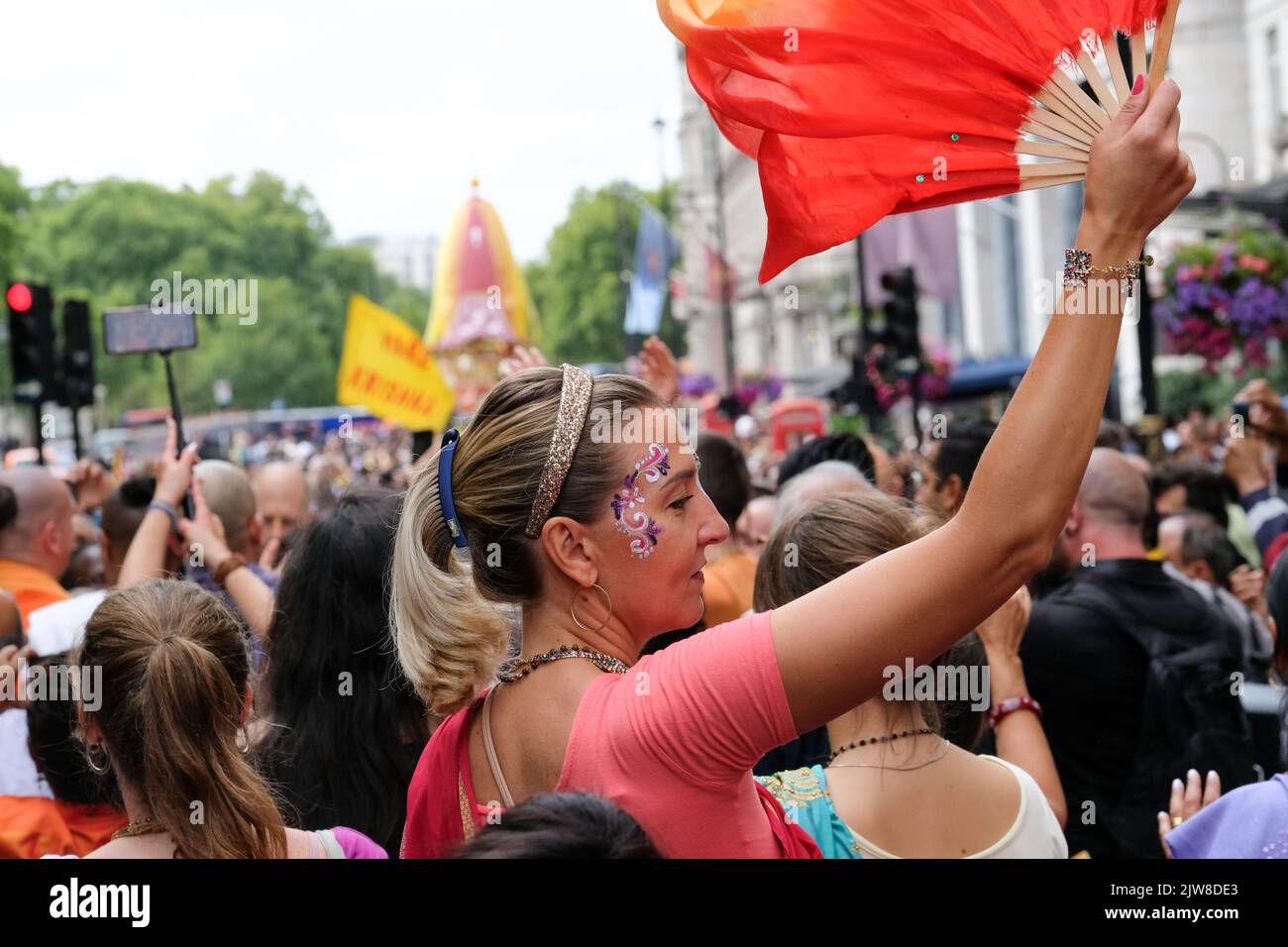 Piccadilly, London, UK. 4th Sept 2022. Hare Krishna devotees celebrate ...