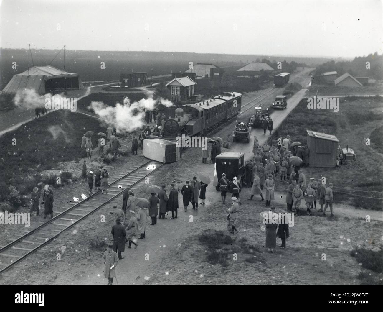 Army truck train hi-res stock photography and images - Alamy