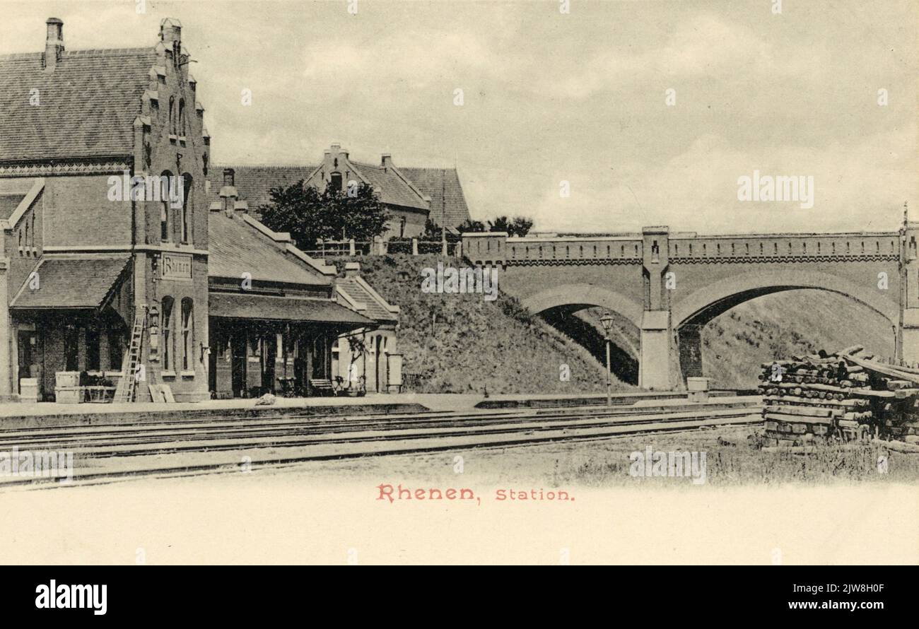 Rhenen, station. "Recto, M.O Stock Photo - Alamy