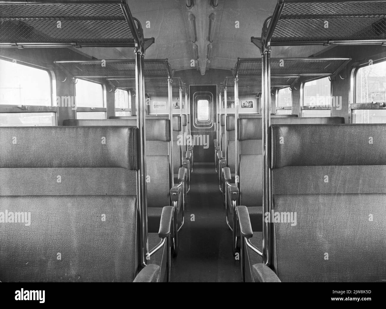 Interior of the carriage C 6601 (Plan E, series C 6601-6714) of the N.S ...