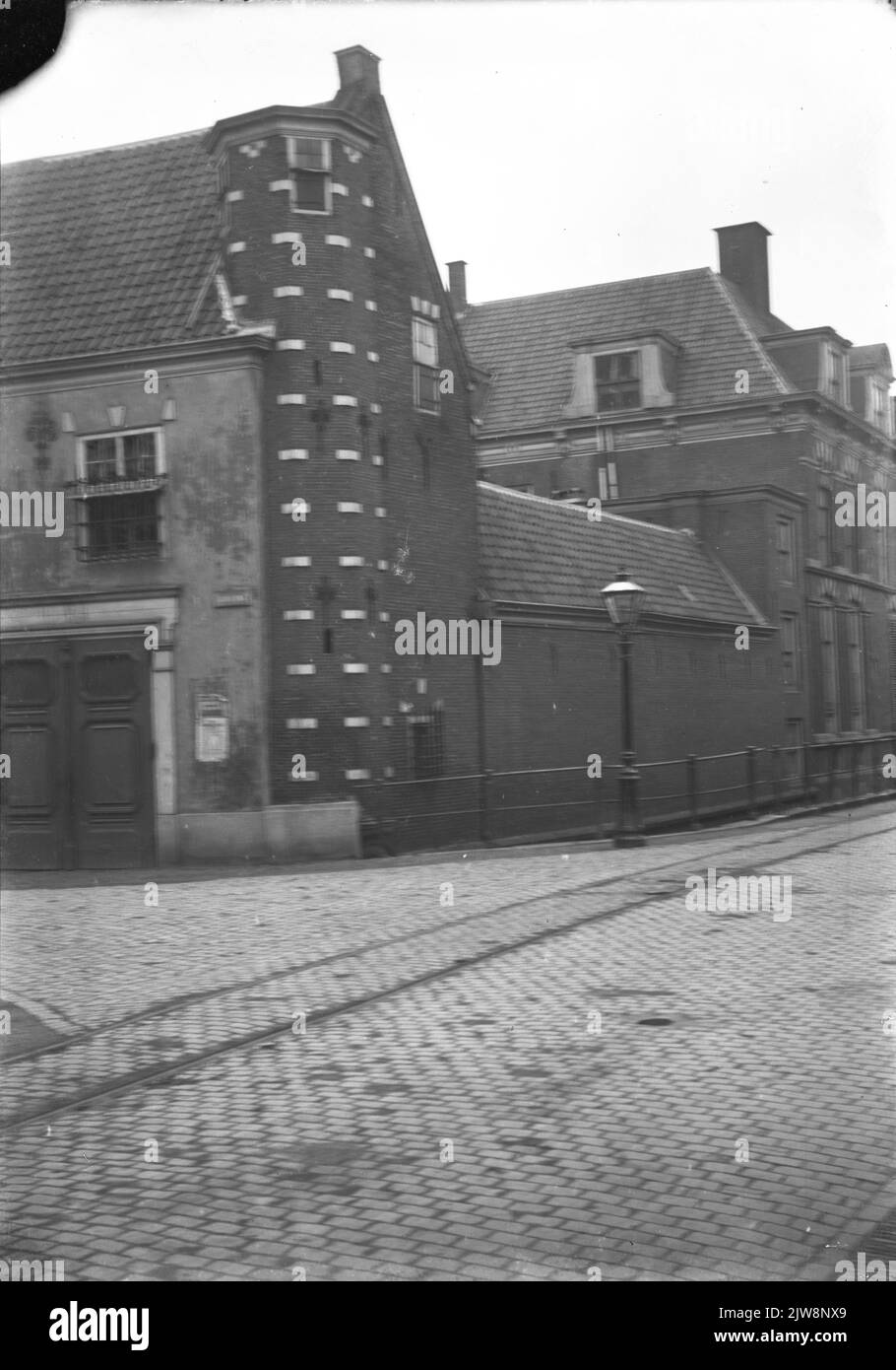 Left side wall building Black and White Stock Photos & Images - Alamy